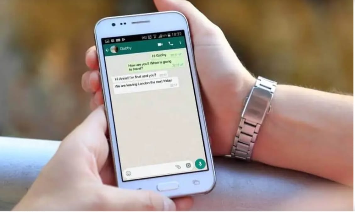 Should I Stop Texting Someone Who Never Texts First? Absolutely. Here’s ...